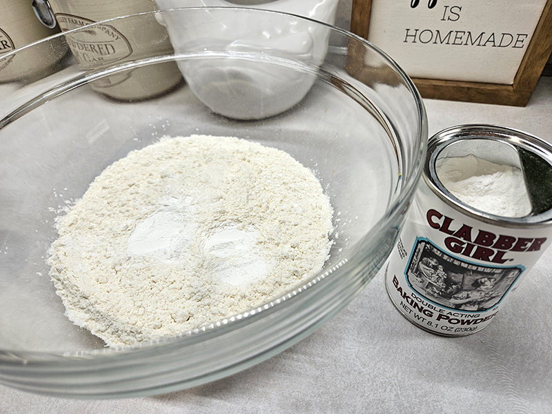 Baking Powder Biscuits - Perfects For Biscuits And Gravy!