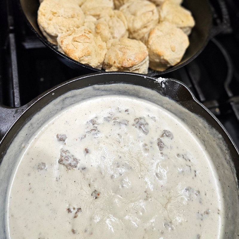 Cooking With Cast Iron - 5 Simple Steps To Cook Like A Pro!