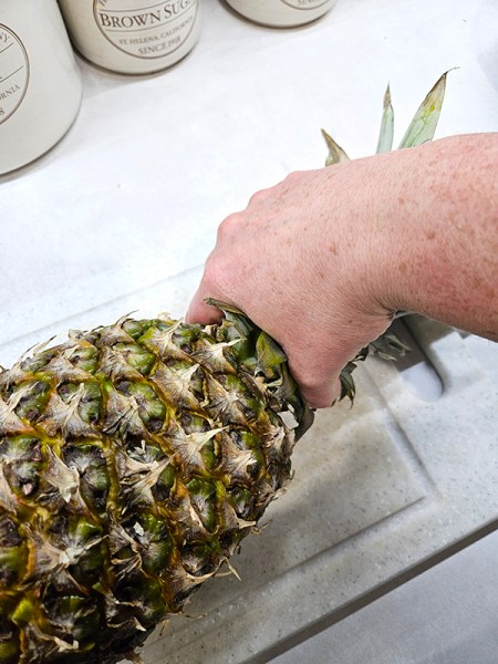 How To Easily Cut Up A Pineapple In 4 Simple Steps