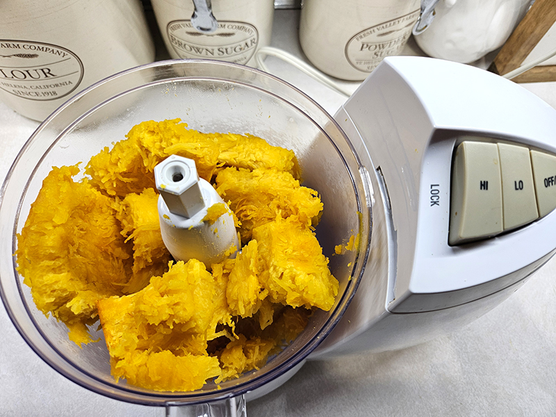 Homemade Pumpkin Puree - Easy To Make And Use Or Freeze