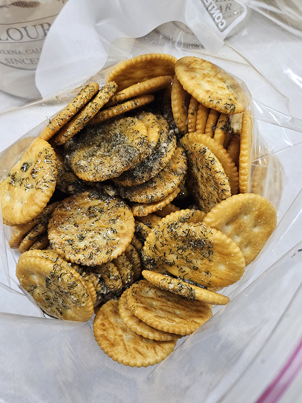 Savory Ranch Seasoned Crackers - An Addicting Appetizer