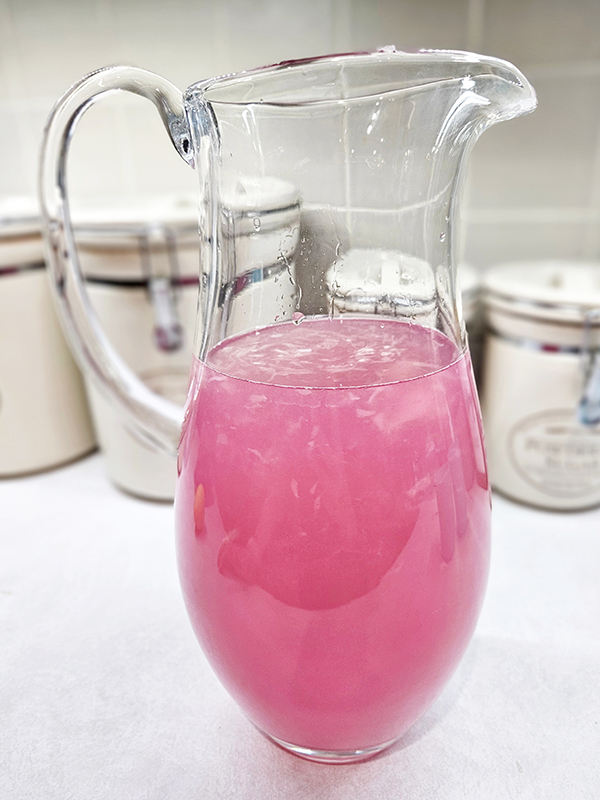 Wild Violet Pink Lemonade - A Fun Color Changing Spring Drink